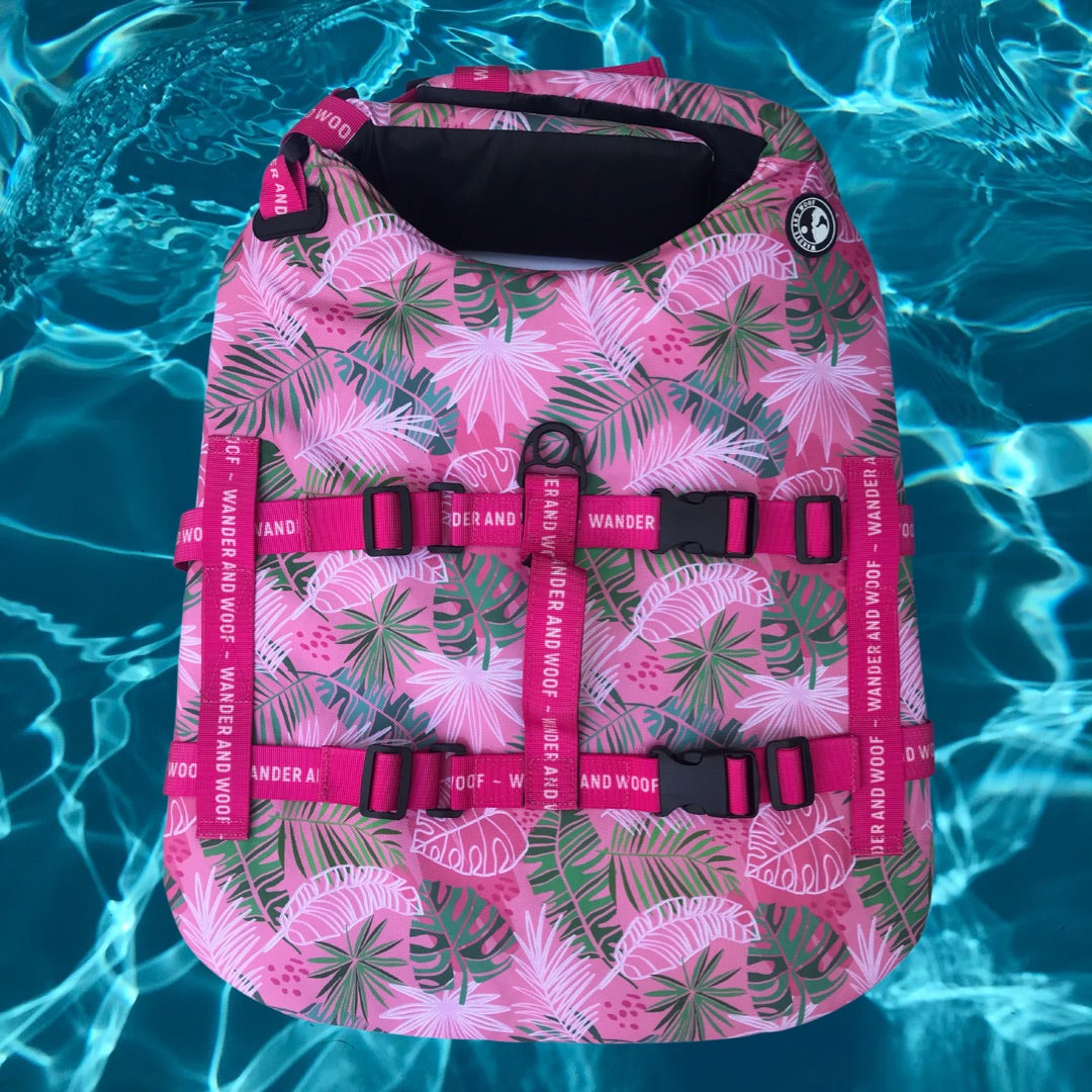 Dollys Paradise Dog Float – Wander and Woof