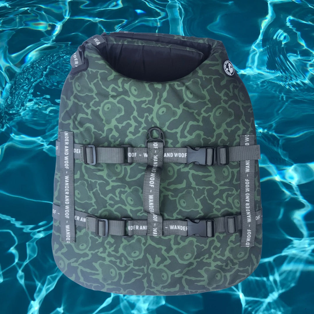 Ursa Major Dog Float – Wander and Woof